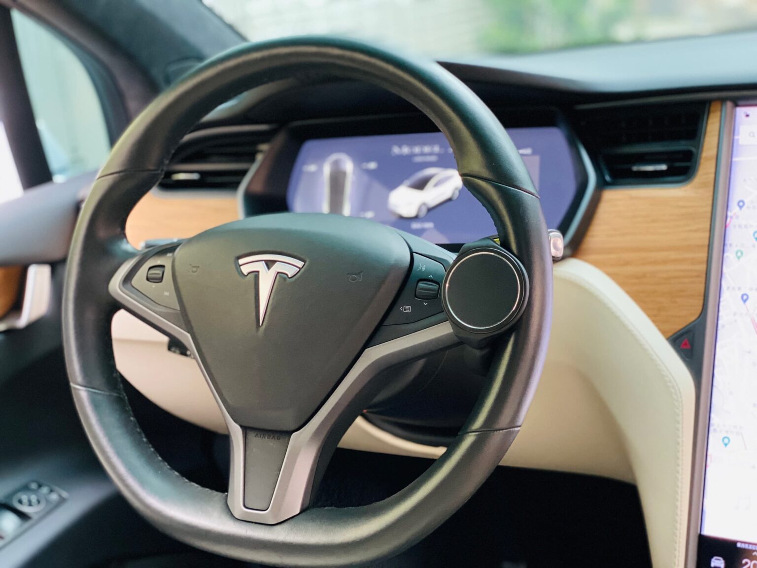 Tesla Autopilot Buddy 特斯拉方向盤助力器 | 特斯拉性感倉庫